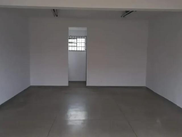 Loja no Capão Raso de 35 m²