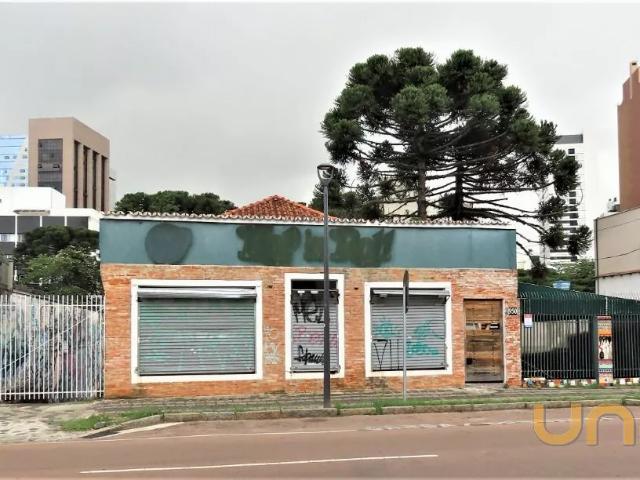 Loja no Centro Cívico de 348 m²