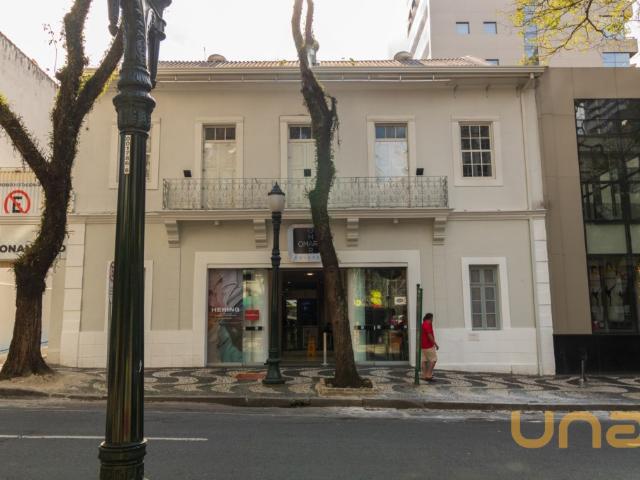 Loja no Centro de 65.7 m²