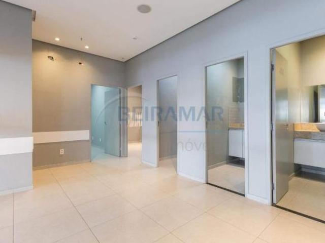 Loja à Venda com 50 m² no Via Azaleias – Águas Claras
