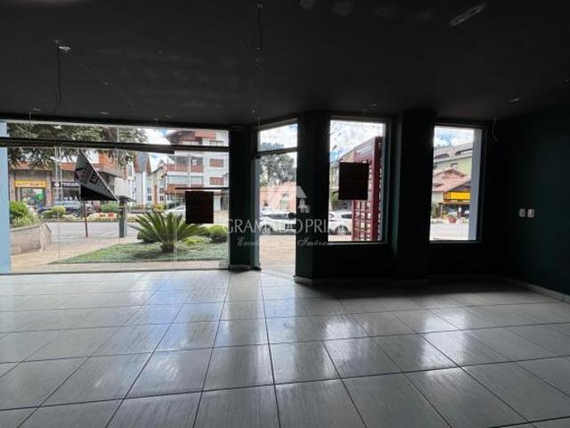 LOJA Á VENDA NA PRINCIPAL RUA DO CENTRO DE GRAMADO