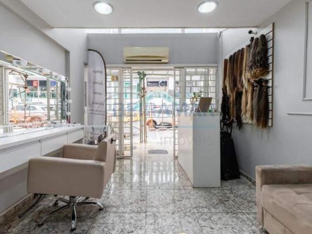 Loja com Mezanino, Banheiro e Área Externa à Venda no Residencial Supremo – Águas Claras