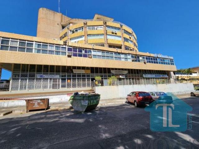 LOJA COM SUBSOLO E BANHEIRO FRENTE E VISTA LIVRE PARA W/2