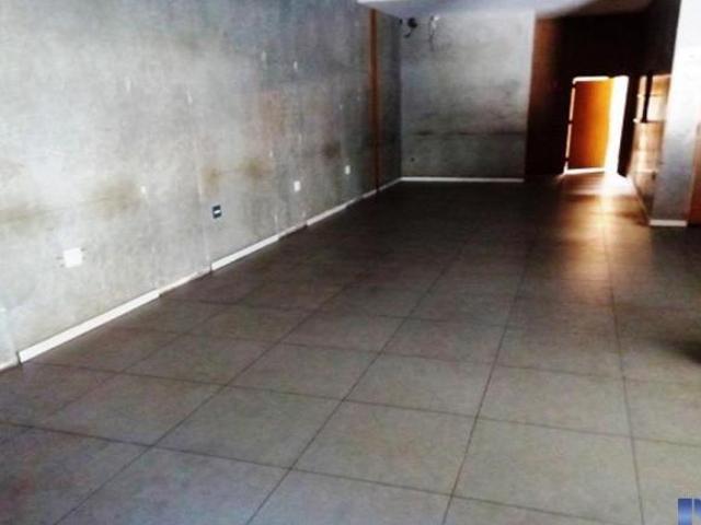 LOJA COMERCIAL PRÓXIMO AO METRO, A 100 METROS DA AV. DOMINGOS DE MORAES