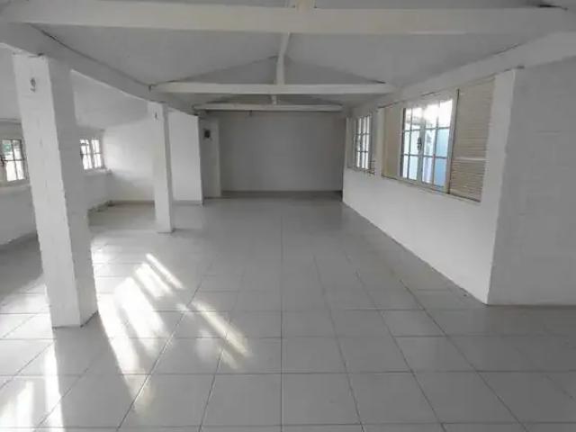 Loja / Comércio para Locação em Macaé/RJ Cavaleiros 2 Quartos