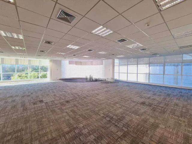 Loja / Comércio para Locação em Barueri/SP Tamboré
