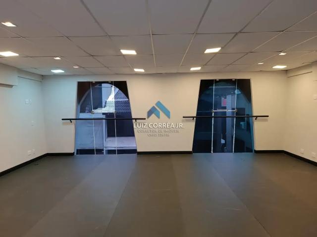 Loja / Comércio para Locação em Barueri/SP Condomínio Centro Comercial Alphaville