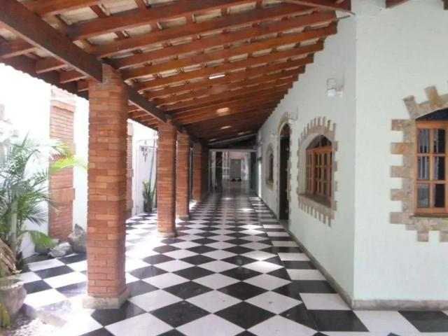 Loja / Comércio para Locação em Barueri/SP Jardim Regina Alice 4 Quartos