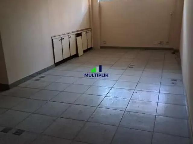 Loja / Comércio para Locação em Belo Horizonte/MG Funcionários
