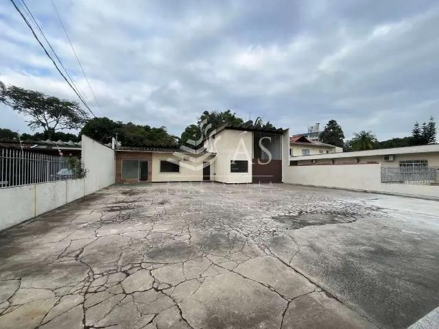 Loja / Comércio para Locação em Blumenau/SC Velha