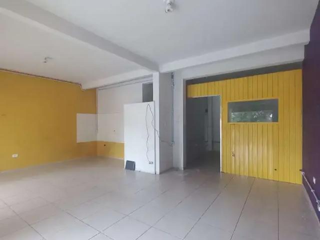 Loja / Comércio para Locação em Curitiba/PR Campo Comprido