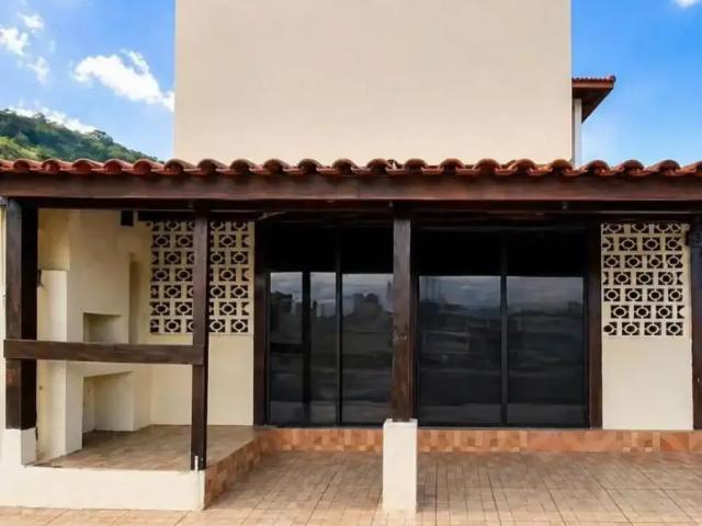 Loja / Comércio para Locação em Caraguatatuba/SP Centro