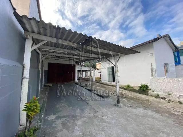 Loja / Comércio para Locação em Caraguatatuba/SP Centro 6 Quartos