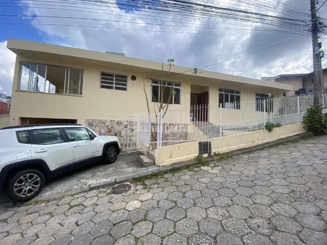 Loja / Comércio para Locação em Florianópolis/SC Trindade