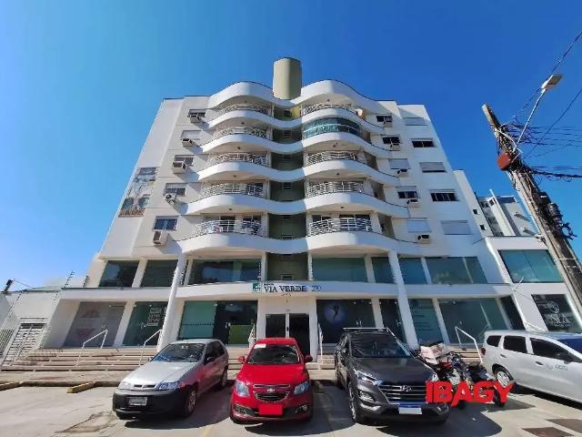 Loja / Comércio para Locação em Florianópolis/SC Trindade