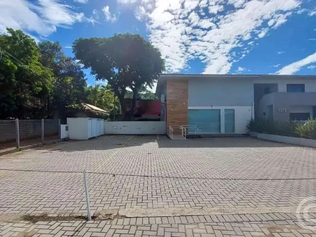 Loja / Comércio para Locação em Florianópolis/SC Campeche