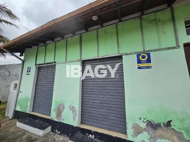 Loja / Comércio para Locação em Florianópolis/SC Costeira do Pirajubaé