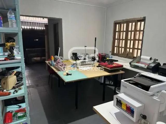 Loja / Comércio para Locação em Jacareí/SP Jardim Califórnia