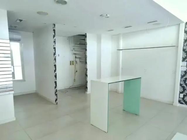 Loja / Comércio para Locação em Lauro de Freitas/BA Pitangueiras