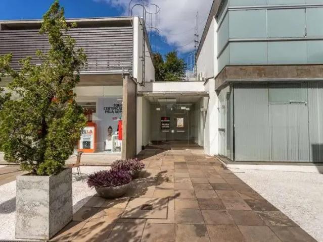 Loja / Comércio para Locação em Porto Alegre/RS Cristal 1 Quartos