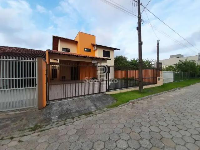 Loja / Comércio para Locação em São Francisco do Sul/SC Prainha 4 Quartos
