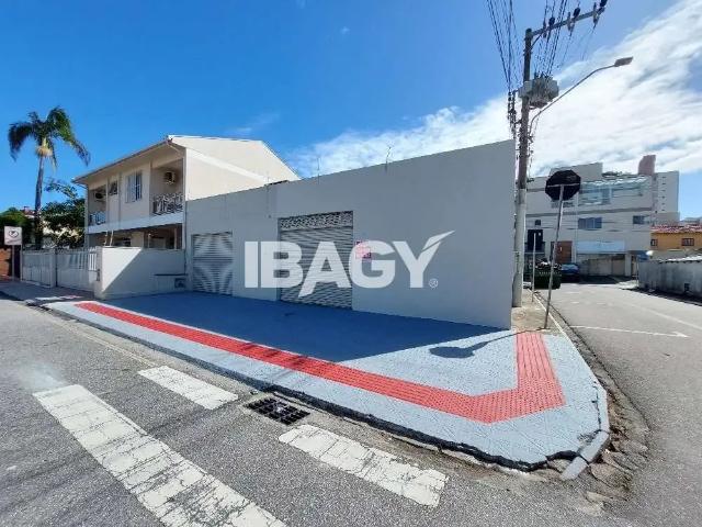 Loja / Comércio para Locação em São José/SC Kobrasol