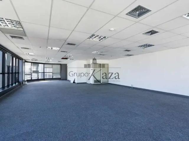 Loja / Comércio para Locação em São Paulo/SP Bela Vista