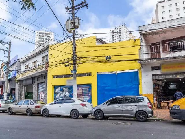 Loja / Comércio para Locação em São Paulo/SP Bosque da Saúde