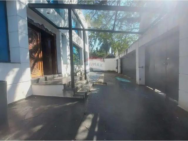 Loja / Comércio para Locação em São Paulo/SP Jardim Everest 15 Quartos