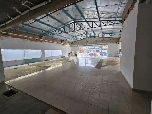 Loja / Comércio para Locação em Santos/SP Boqueirão 2 Quartos