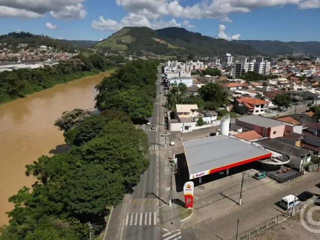 Loja / Comércio para Locação em Tubarão/SC Oficinas