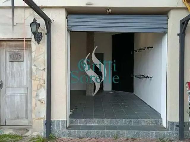 Loja / Comércio para Locação em Ubatuba/SP Centro