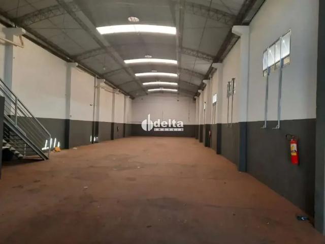 Loja / Comércio para Locação em Uberlândia/MG Custódio Pereira