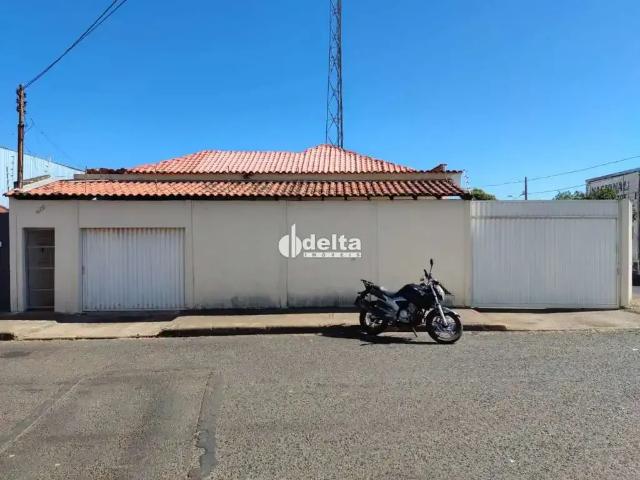 Loja / Comércio para Locação em Uberlândia/MG Marta Helena 3 Quartos