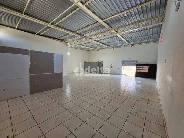 Loja / Comércio para Locação em Uberlândia/MG Maravilha