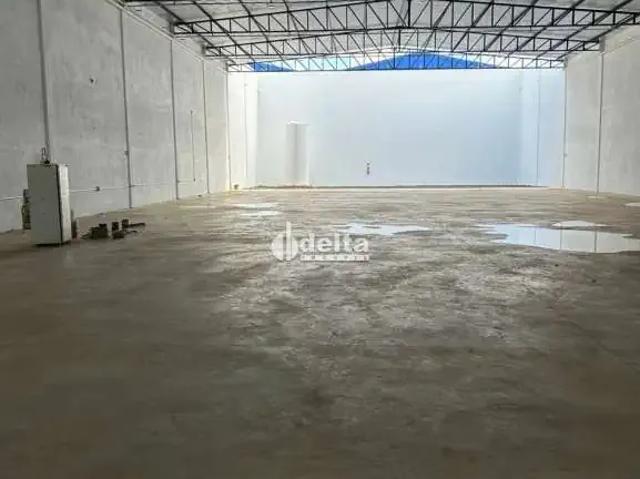 Loja / Comércio para Locação em Uberlândia/MG Novo Mundo