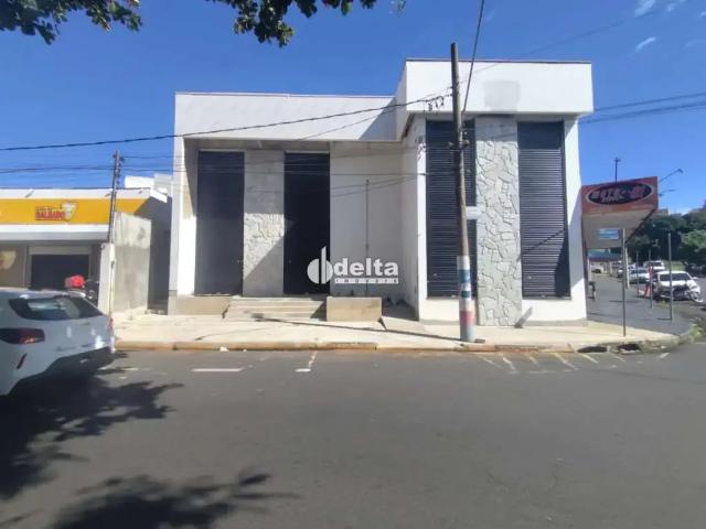 Loja / Comércio para Locação em Uberlândia/MG Presidente Roosevelt 4 Quartos