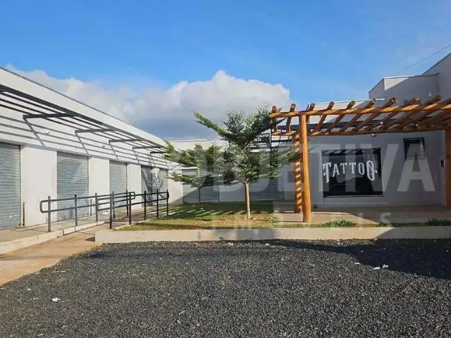 Loja / Comércio para Locação em Uberlândia/MG Residencial Pequis