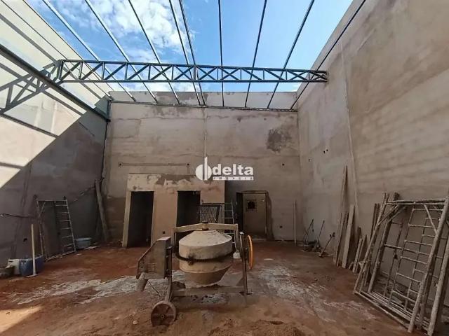 Loja / Comércio para Locação em Uberlândia/MG Santa Mônica