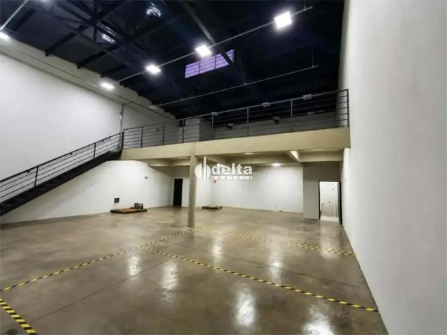 Loja / Comércio para Locação em Uberlândia/MG Santa Mônica