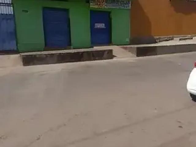 Loja / Comércio para Venda em Contagem/MG Industrial 3 Quartos