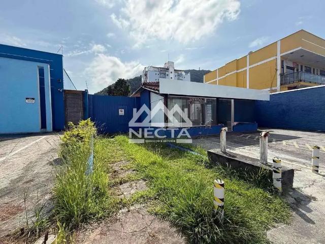Loja / Comércio para Venda em Caraguatatuba/SP Centro 6 Quartos