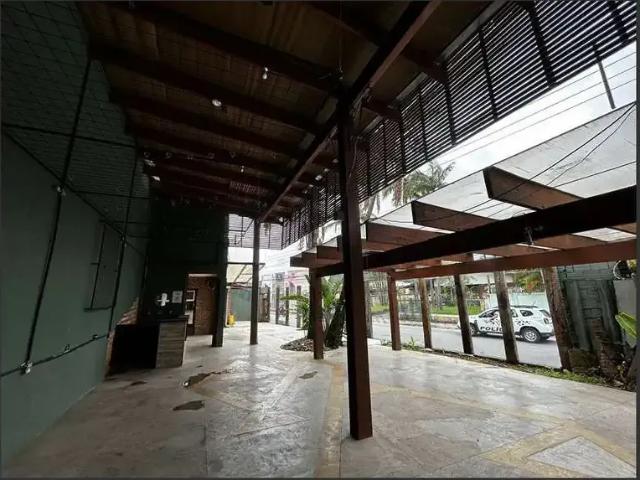 Loja / Comércio para Venda em Caraguatatuba/SP Centro