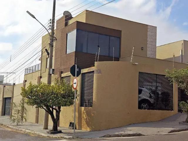Loja / Comércio para Venda em Cuiabá/MT Jardim Cuiabá 4 Quartos