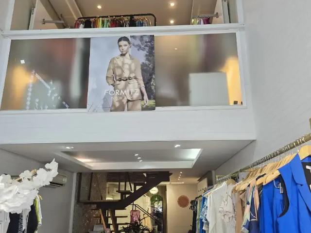 Loja / Comércio para Venda em Curitiba/PR Ahú