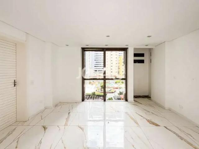 Loja / Comércio para Venda em Curitiba/PR Centro