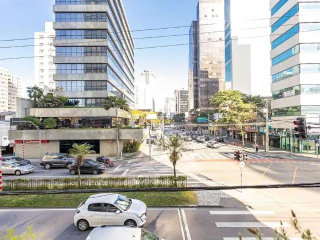 Loja / Comércio para Venda em Curitiba/PR Centro