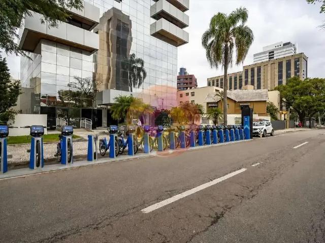 Loja / Comércio para Venda em Curitiba/PR Centro Cívico