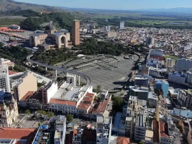 Loja / Comércio para Venda em Aparecida/SP Centro 10 Quartos