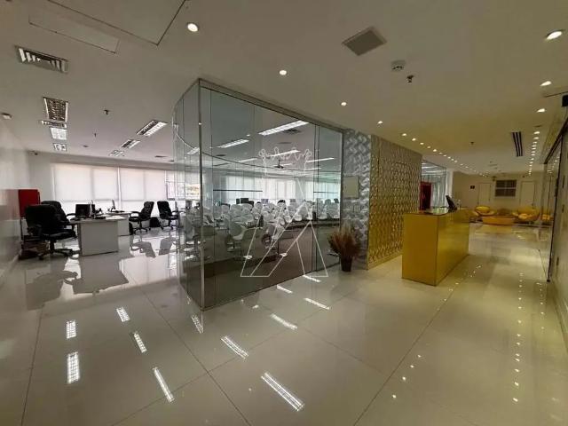 Loja / Comércio para Venda em Barueri/SP Alphaville Conde II